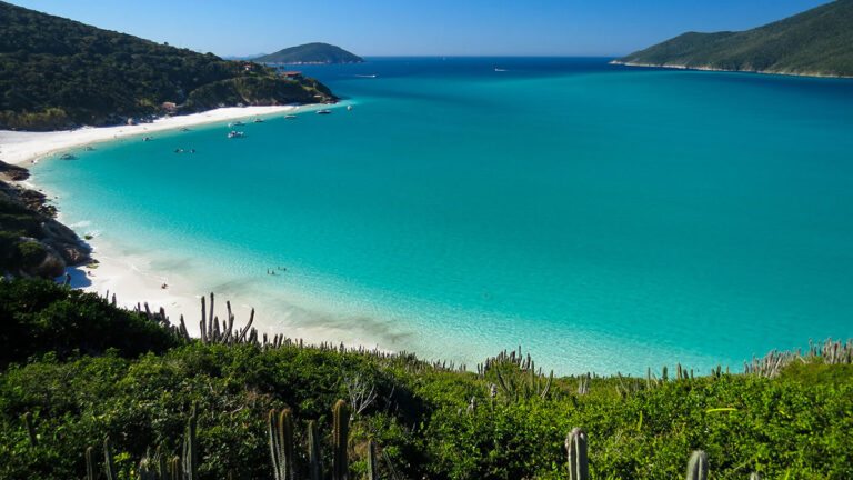 Guia completo de Arraial do Cabo: quando ir, como chegar e o que fazer ...