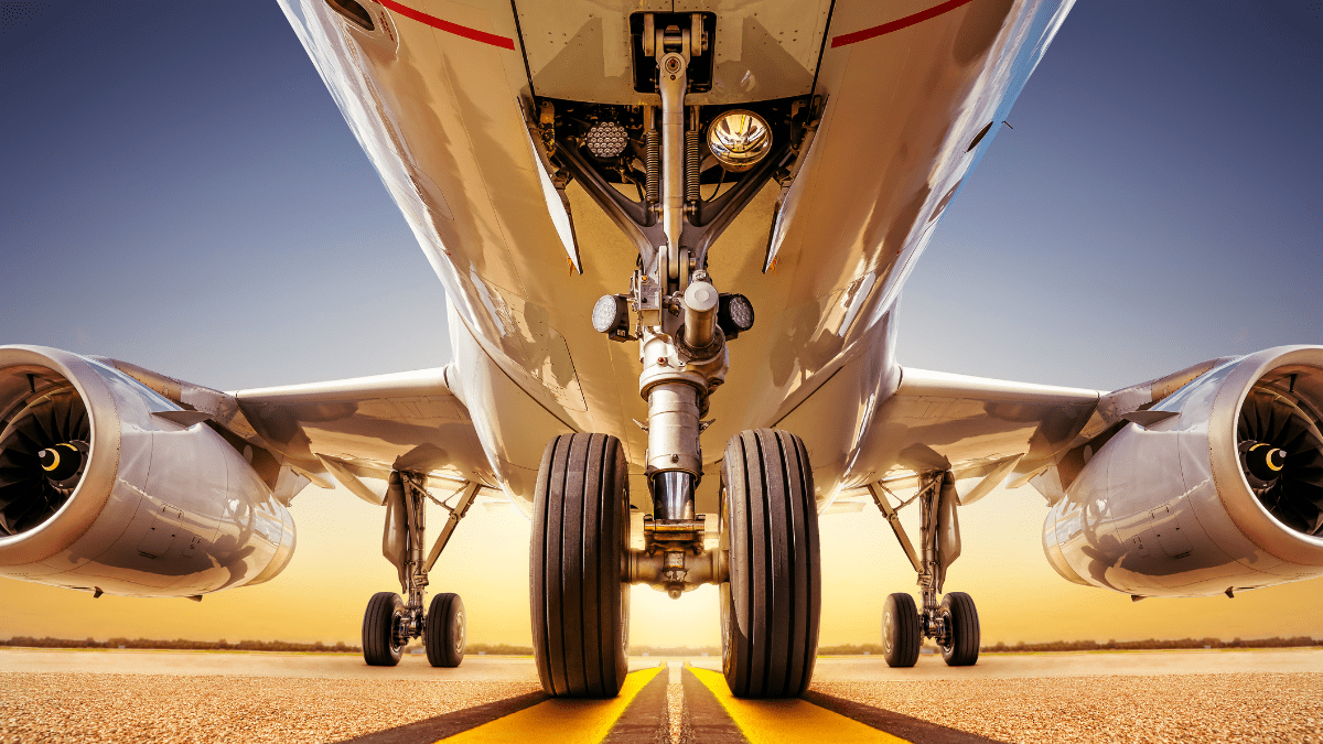 LATAM inicia promoção de 7 horas com até 30% de desconto e passagens a ...